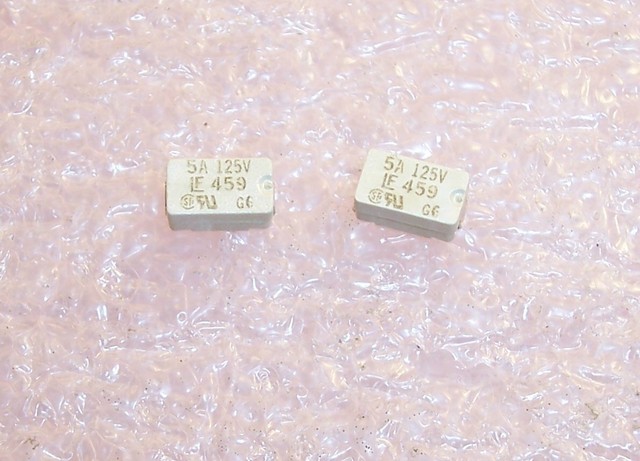 QTY (50) 0459005.UR LITTELFUSE VERY FAST ACTING SMD PICO FUSES 5A 125V ...