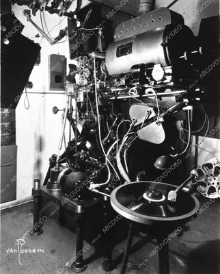 3516-006 1929 studio projection booth projector w Vitaphone sound disc ...