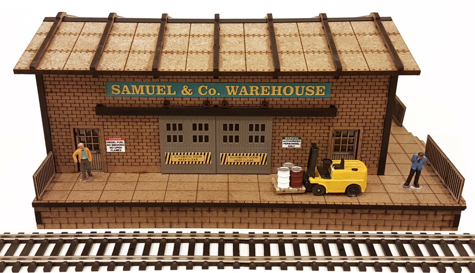 HO Scale Warehouse Kit with Motorized Working Doors (see video) | eBay