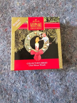 1990 Hallmark Chris Mouse Wreath ornament 6th in series | eBay