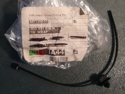Genuine Car Clip Retainer Fastener with Cable Tie Audi VW SKODA 3D0 971 ...