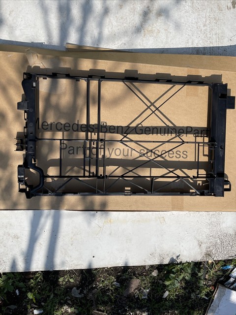 OEM MERCEDES VITO W447 Radiator Mounting Frame A4475050041 Genuine for ...