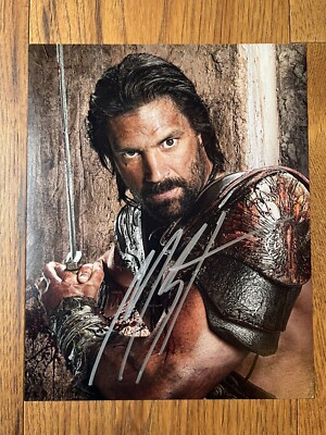 Manu Bennett Spartacus Autographed Hand Signed 8x10 Photo | eBay