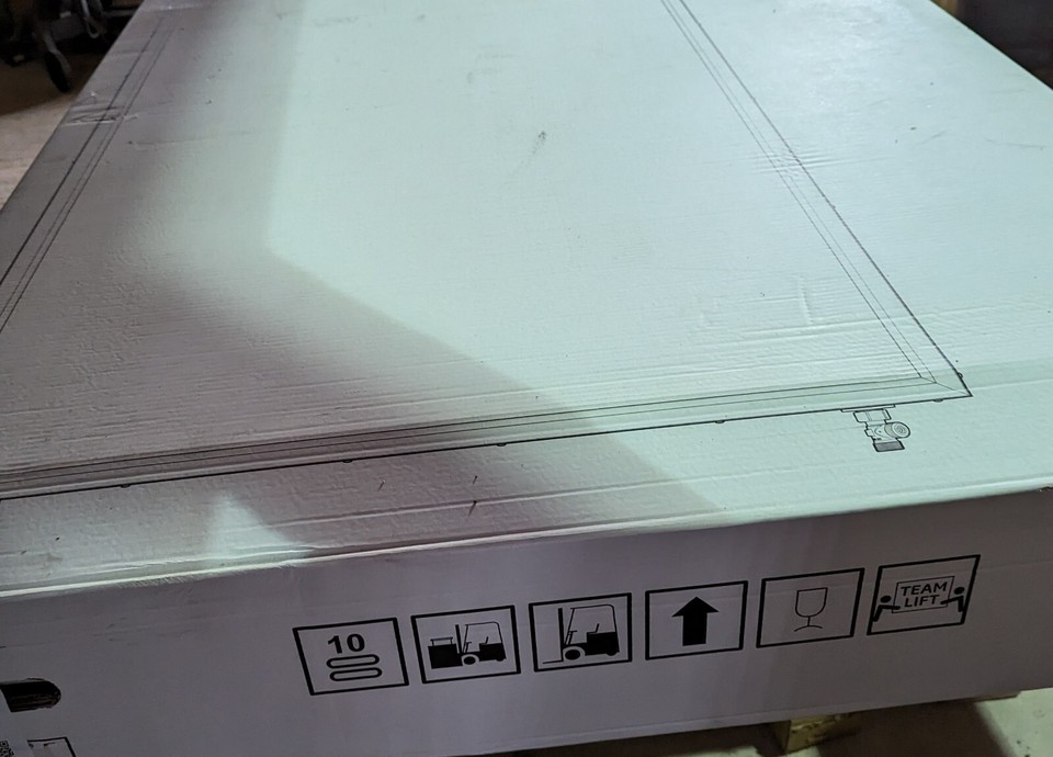 GE GT50C10BAM passive solar 51 gallon Geospring hot water heater LOCAL ...