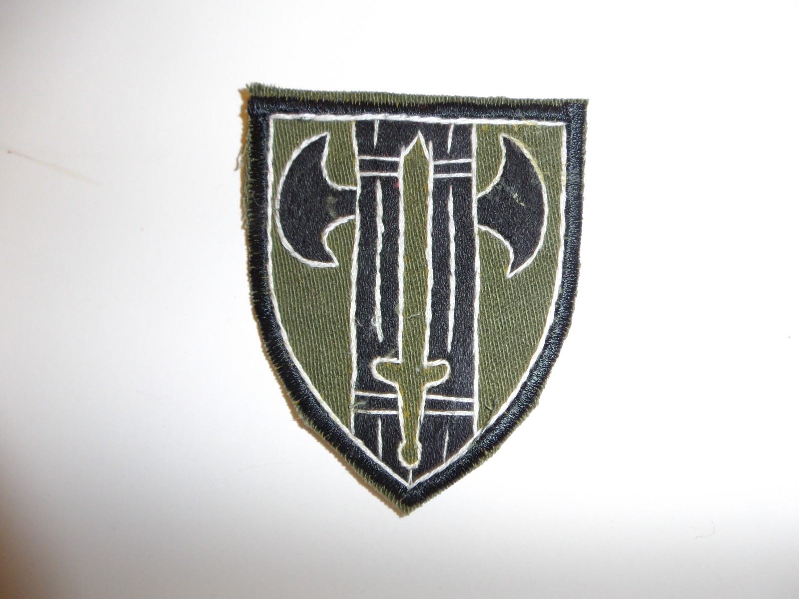 e1786 US Army Vietnam 18th MP Military Police Brigade white highligh ...