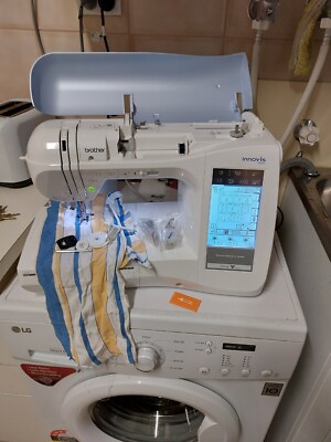 Brother Innov-is 1500D Disney Personal Embroidery System Sewing Machine ...