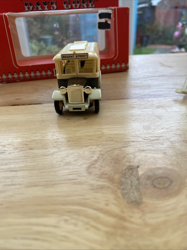 Hamley London Die Cast Bus | eBay UK