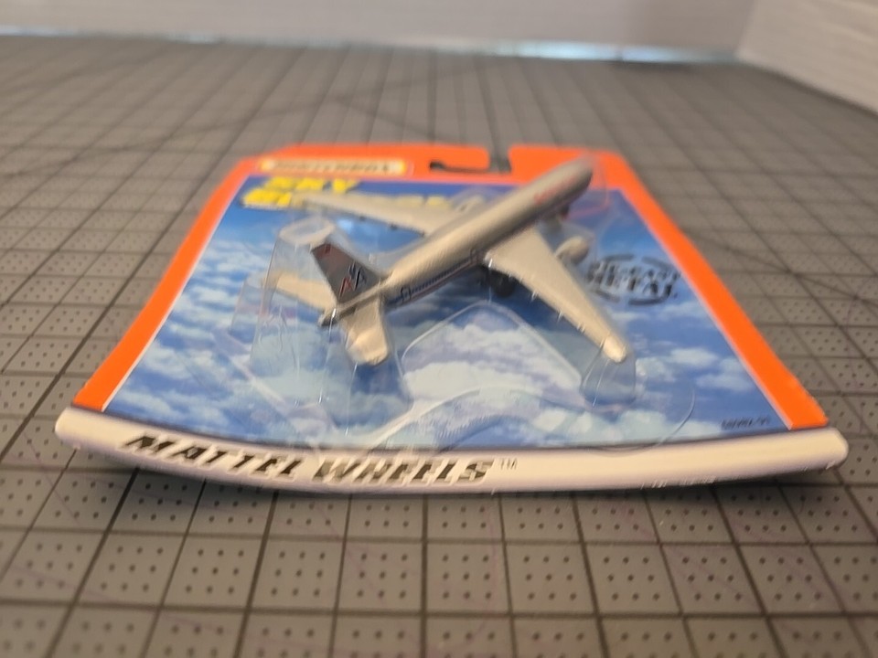 NEW MATCHBOX American Airlines AA Plane Die Cast Metal SKY BUSTERS ...