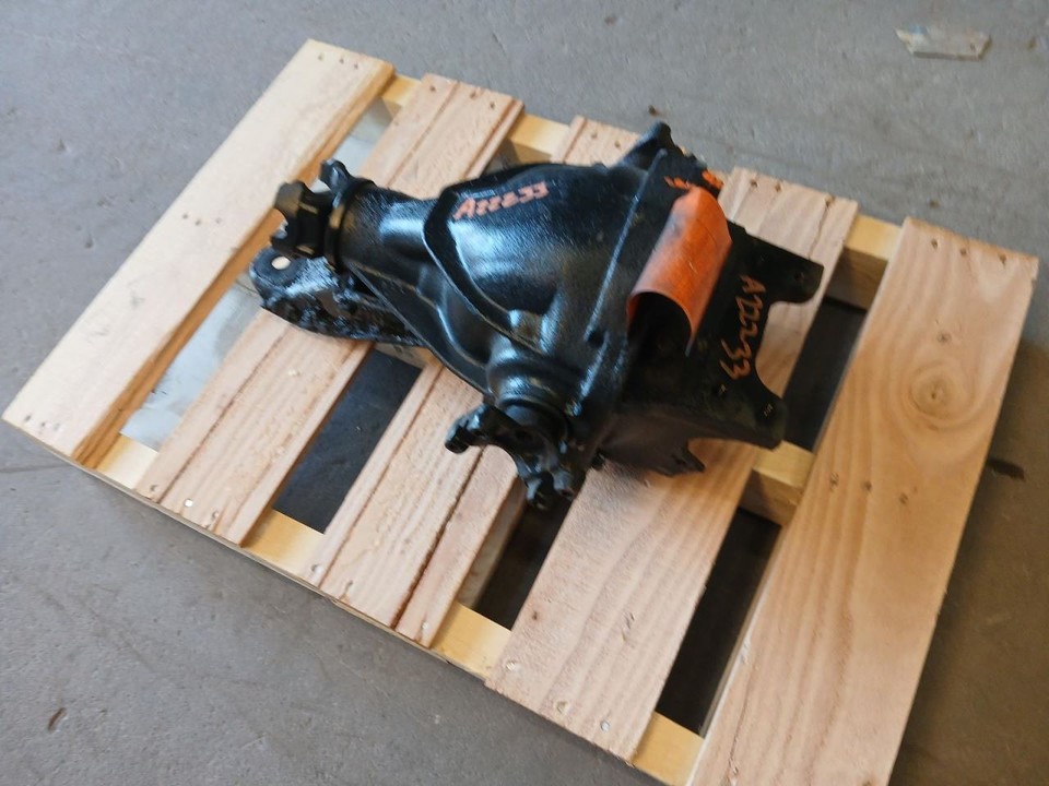 66-79 CORVETTE C3 REAR DIFFERENTIAL CARRIER ASSEMBLY 3.08 RATIO *** | eBay