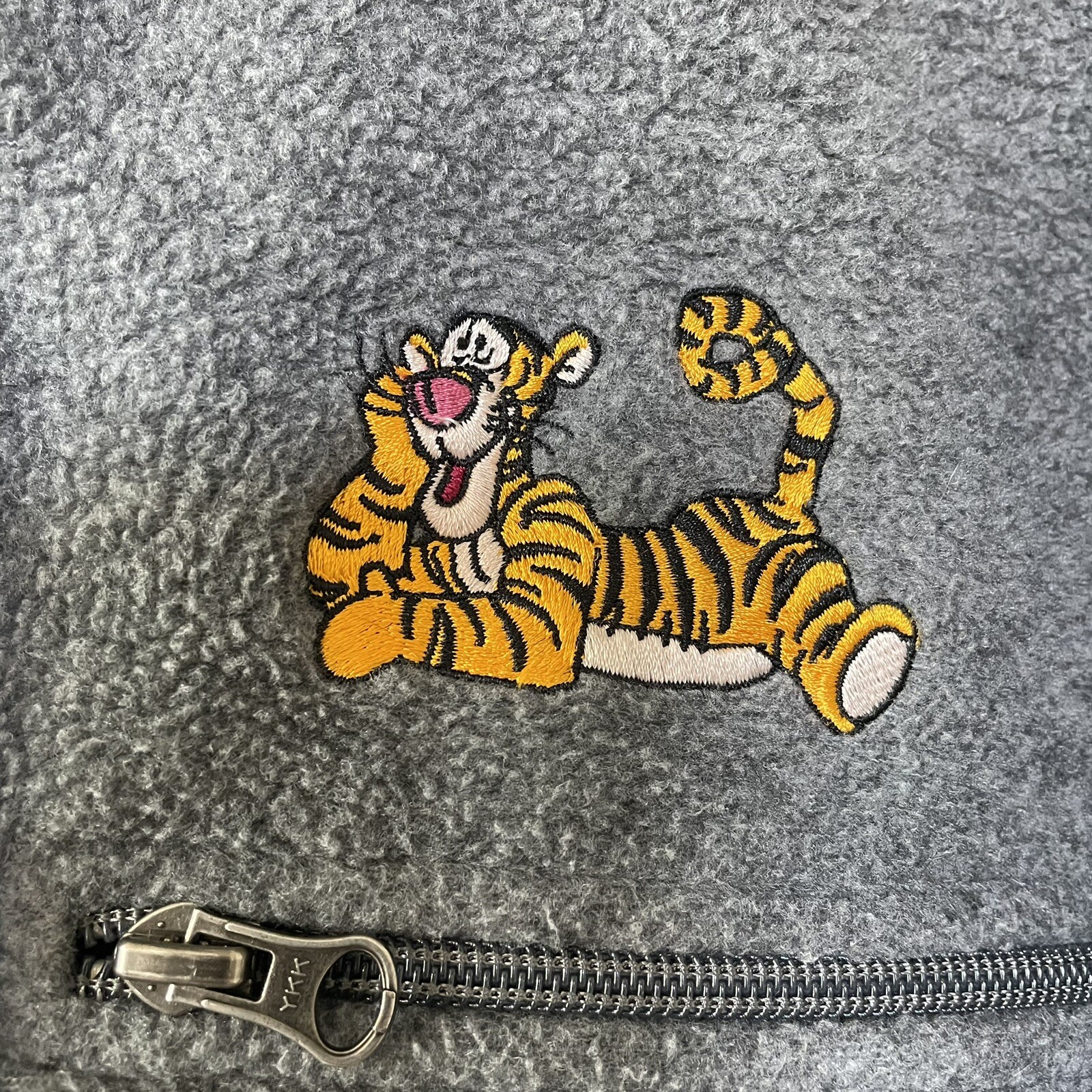 Disneyland Tigger Fleece Pullover 1/4 Zipper Pocket Gray Men’s Size ...