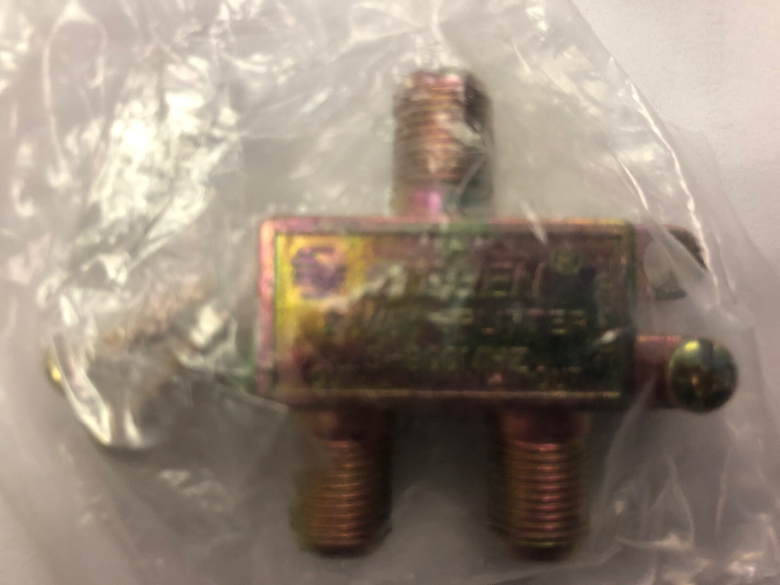 Lot of 15 w (13)Steren 200-202 2-Way 5-900Mhz MATV Splitter + (2) Tru ...