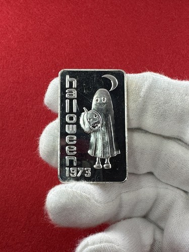 1973 Halloween Double McMint 1 oz 999 Silver Art Bar | eBay