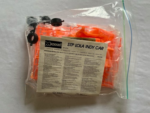 Monogram Indy Car Series STP Lola #2795 1/24 Scale Model Kit (No Box ...