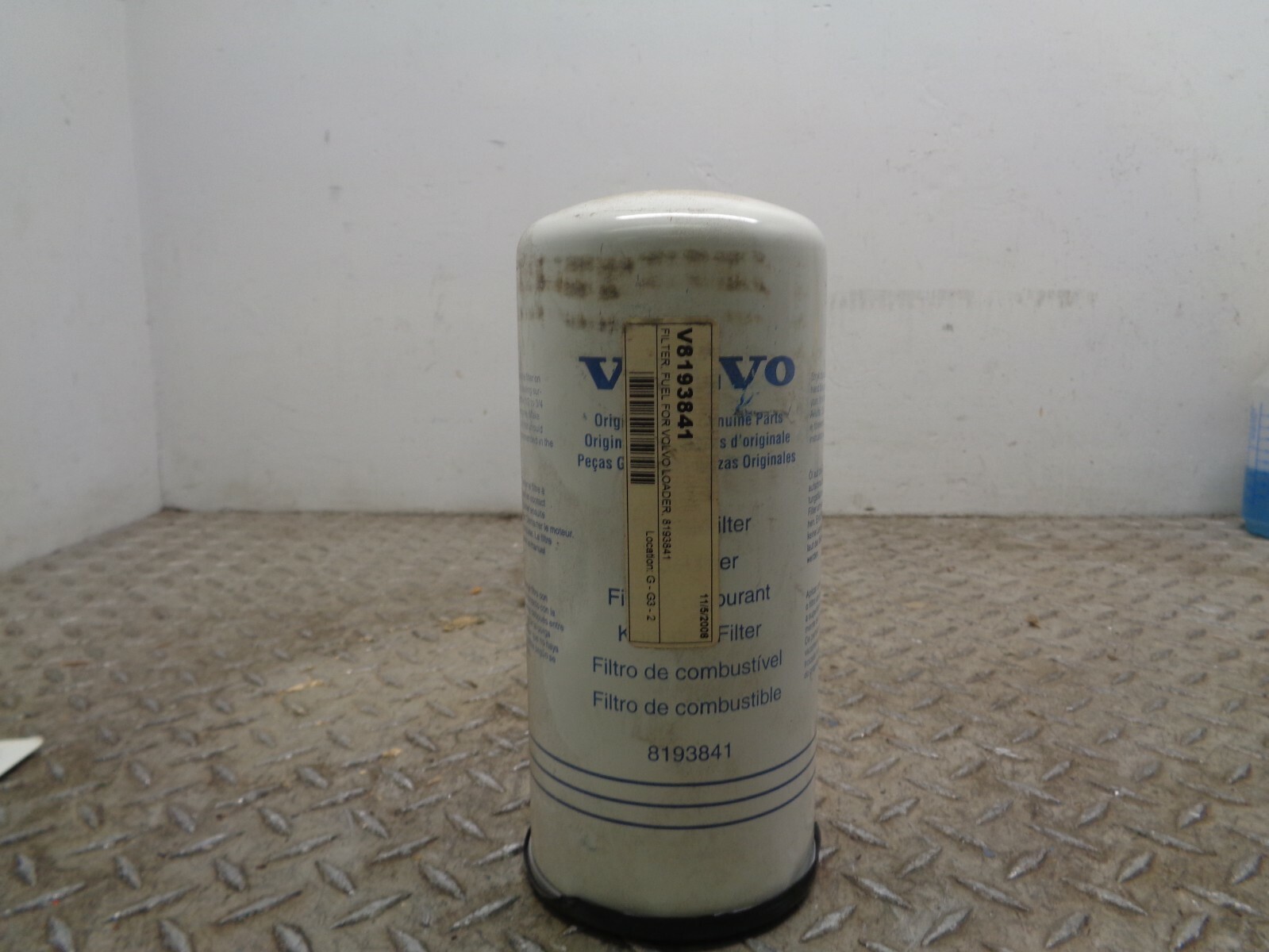 VOLVO 8193841 - Fuel filter cross reference