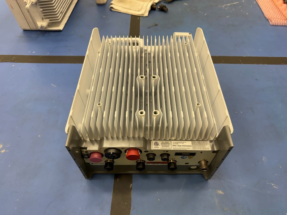 ERICSSON KRC161689/3 Radio 4478 B5 Remote Head Unit | eBay