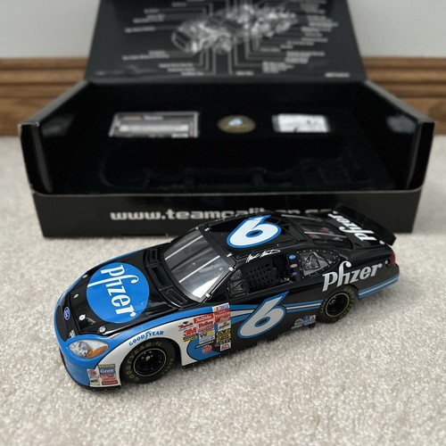 Mark Martin Pfizer 2003 Team Caliber Owners Series #6 Taurus 1:24 ...