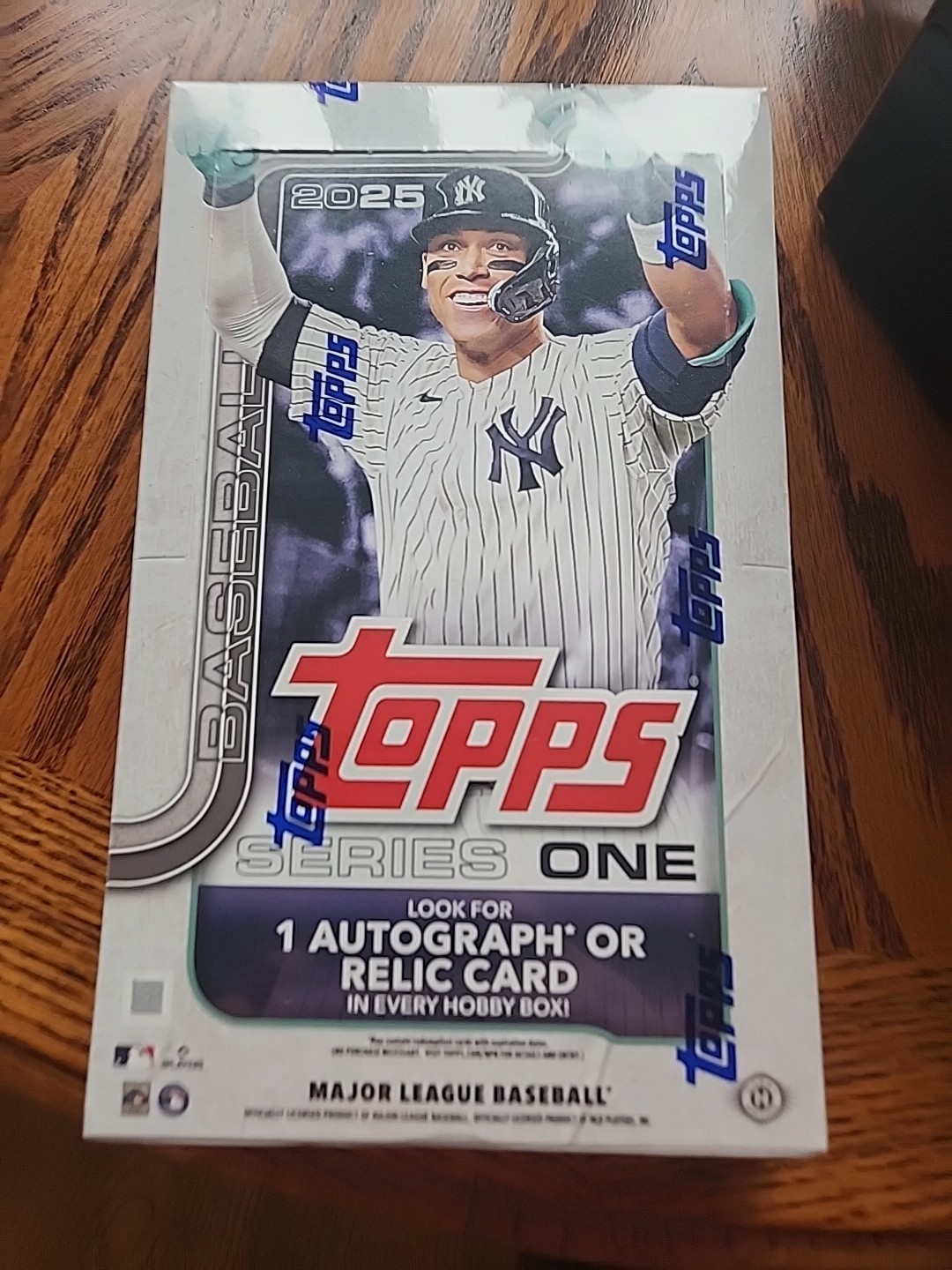 2025 TOPPS SERIES 1 HOBBY BOX IN STOCK | eBay