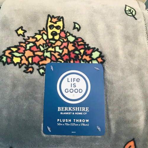 Life Is Good *ROCKET IN LEAF PILE - GREY* Berkshire Blanket Throw 50x70 ...