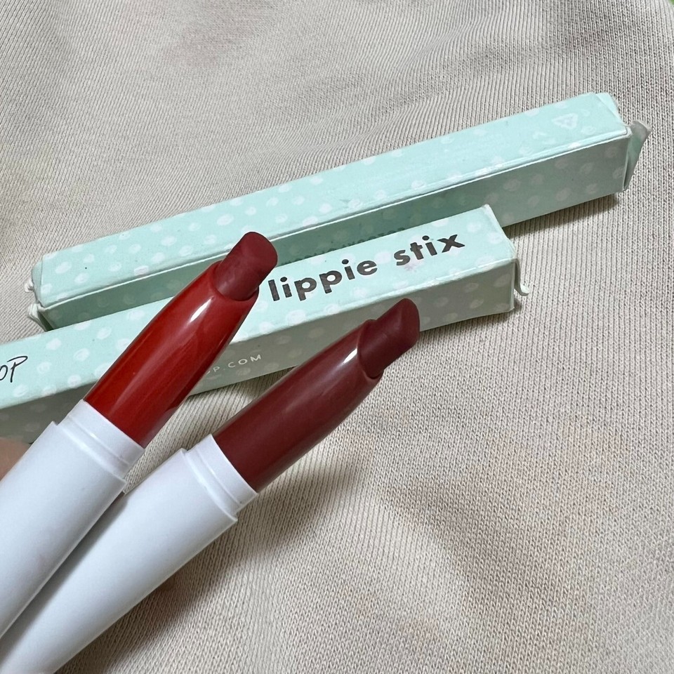 Set Duo x Colourpop Lippie Stix Lipstick # Poison & Love Life Matte 0 ...