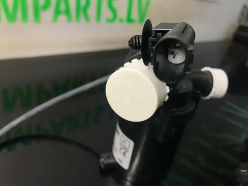 NEW GENUINE BMW E90 E91 E92 E93 WATER PUMP F INDEPENDENT HEATER ...