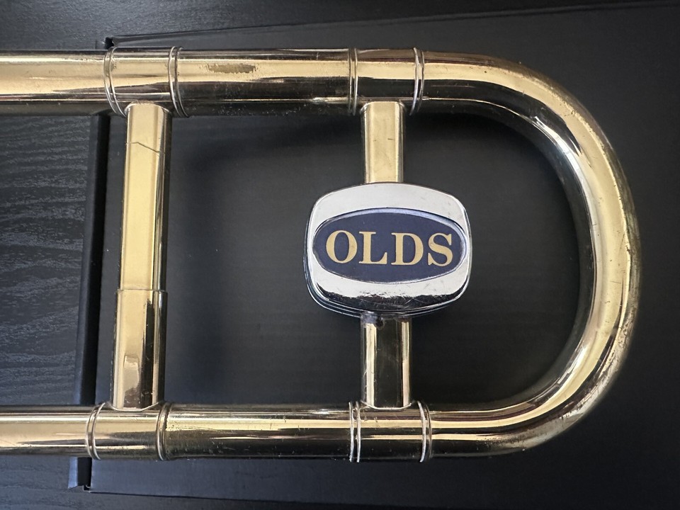 *Vintage* Olds Ambassador Trombone Fullerton (Hard case Not Included ...
