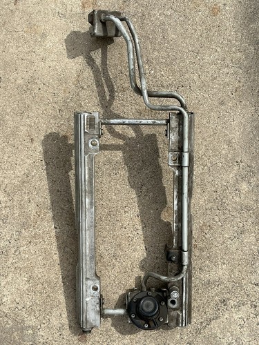 TPI Fuel Injector Rails, Regulator & Lines OEM 1985 - 1988 C4 Corvette ...