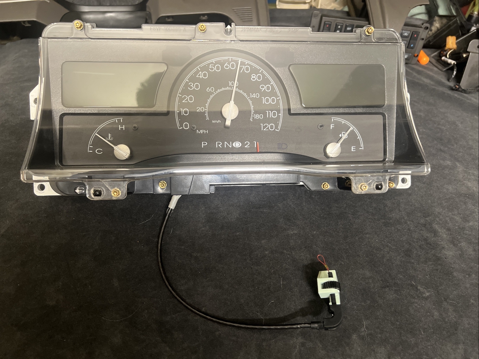 Lincoln Towncar Guage Cluster F8vf-10b885-A 03-05 Speedometer Speedo ...