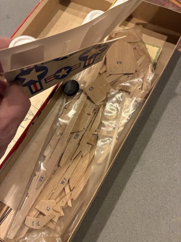 Sterling Douglas C-47 .02 Cox Engine Balsa R/c F/F Model Airplane Kit ...