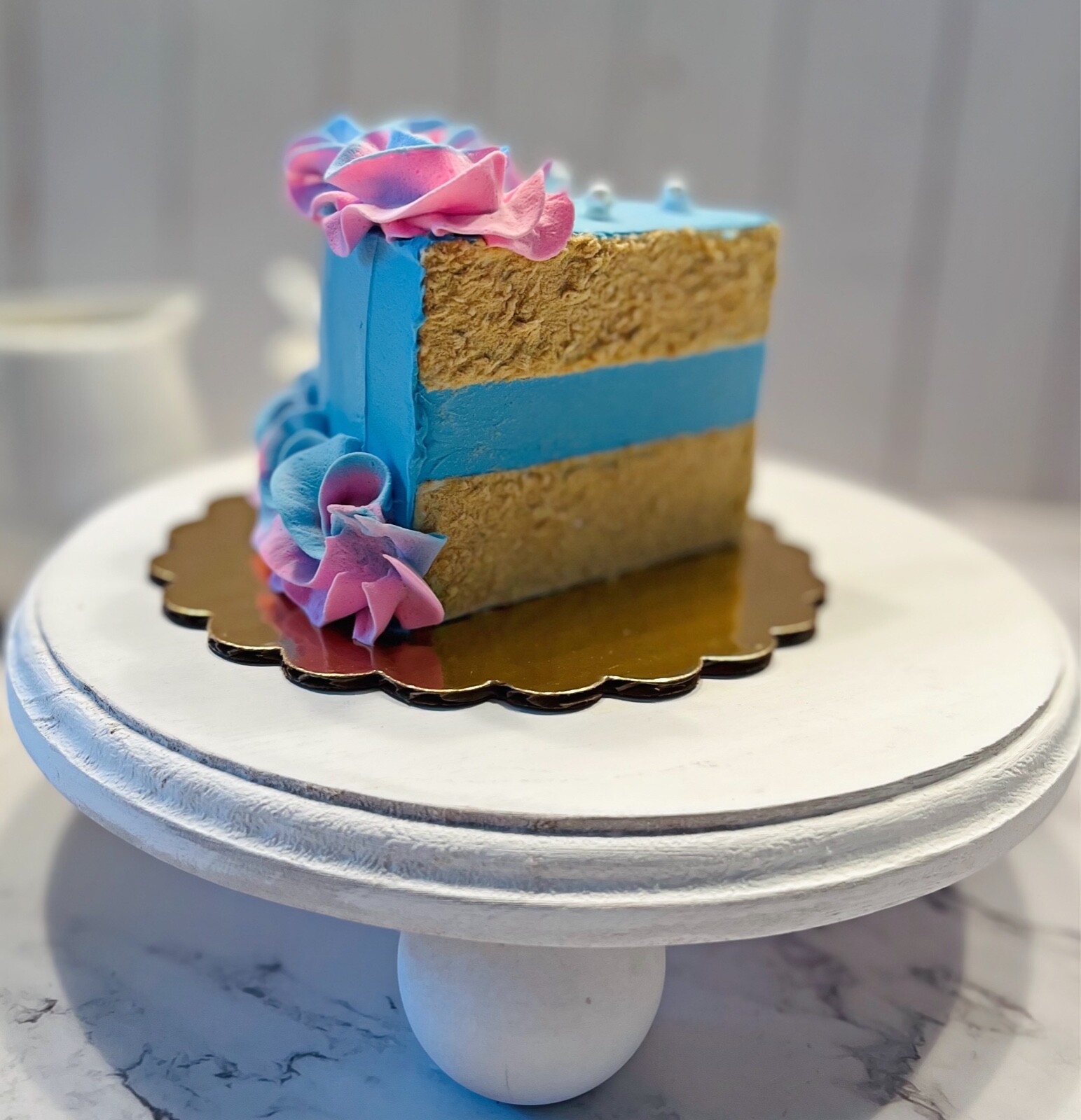 DEZICAKES Fake Slice of Cake Artificial Food Fake Slice Cake Cotton ...