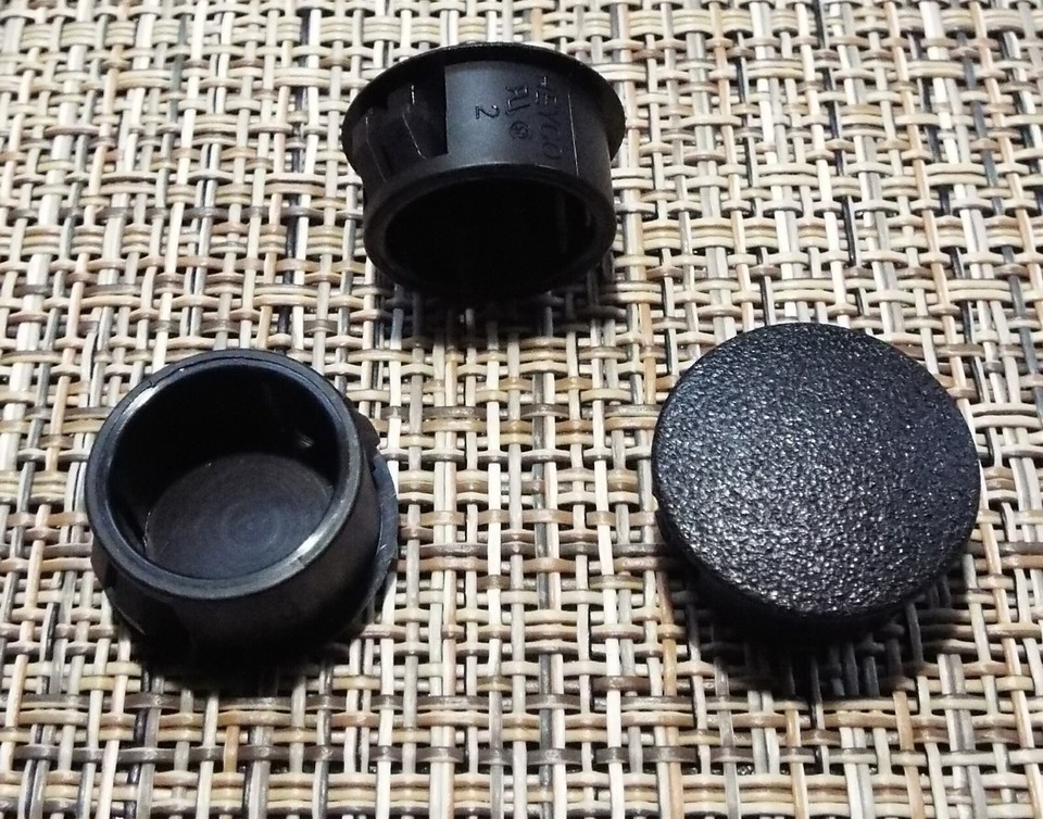 x20 HEYCO 5/8" HOLE CAP DP.625 2663 BLACK PLASTIC NYLON DOME PLUG COVER ...