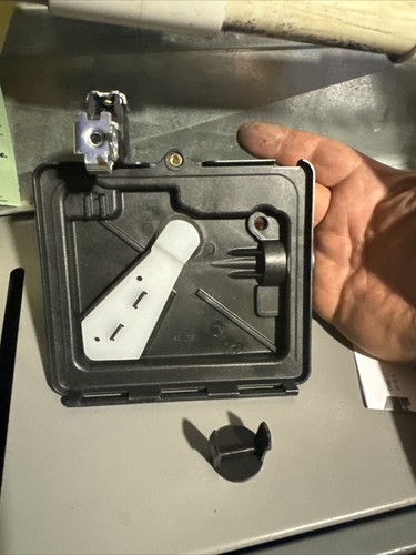 Air Cleaner Primer Base Briggs & Stratton 795259 NOS NEW OEM GENUINE | eBay