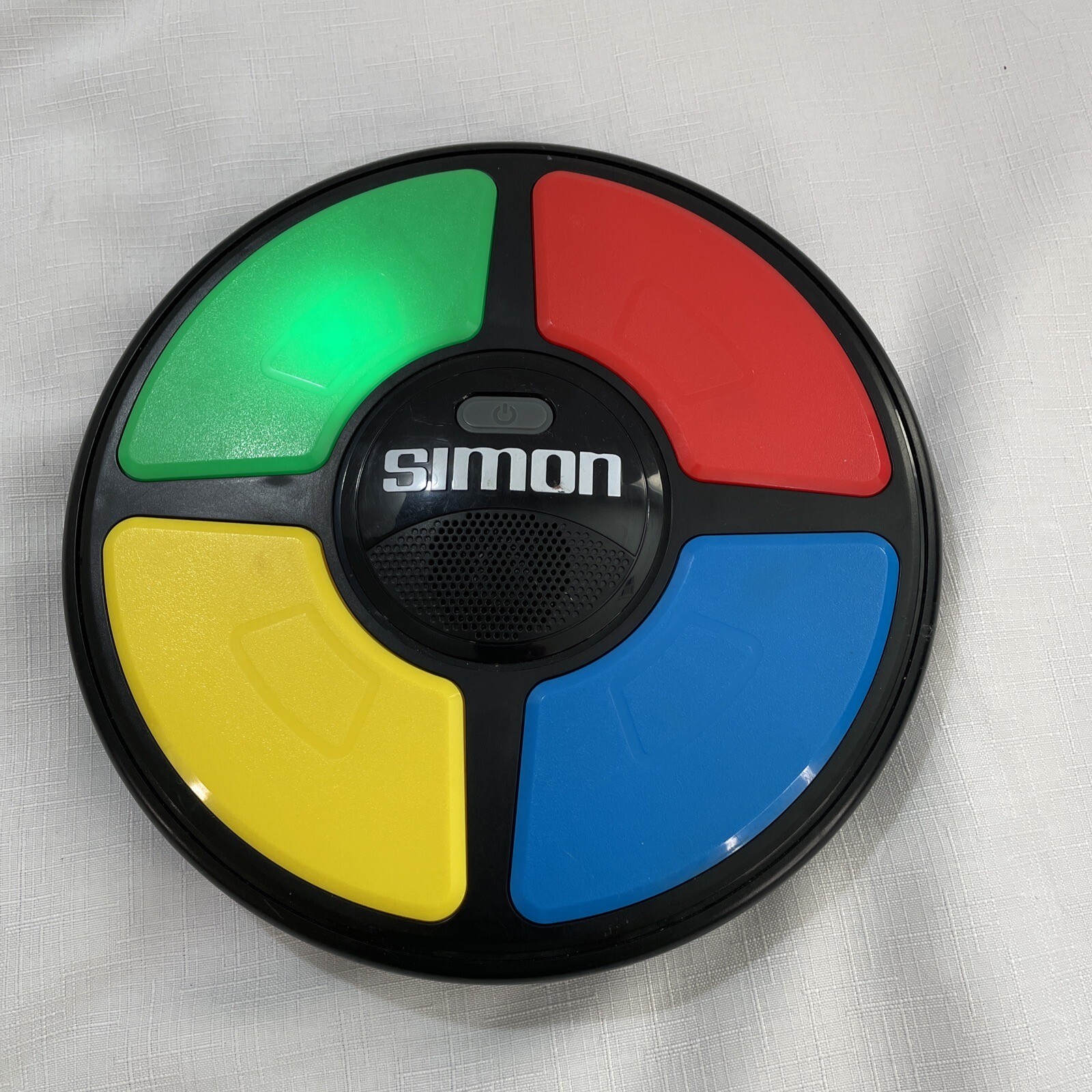 Simon 2015 Hasbro Handheld Game | eBay