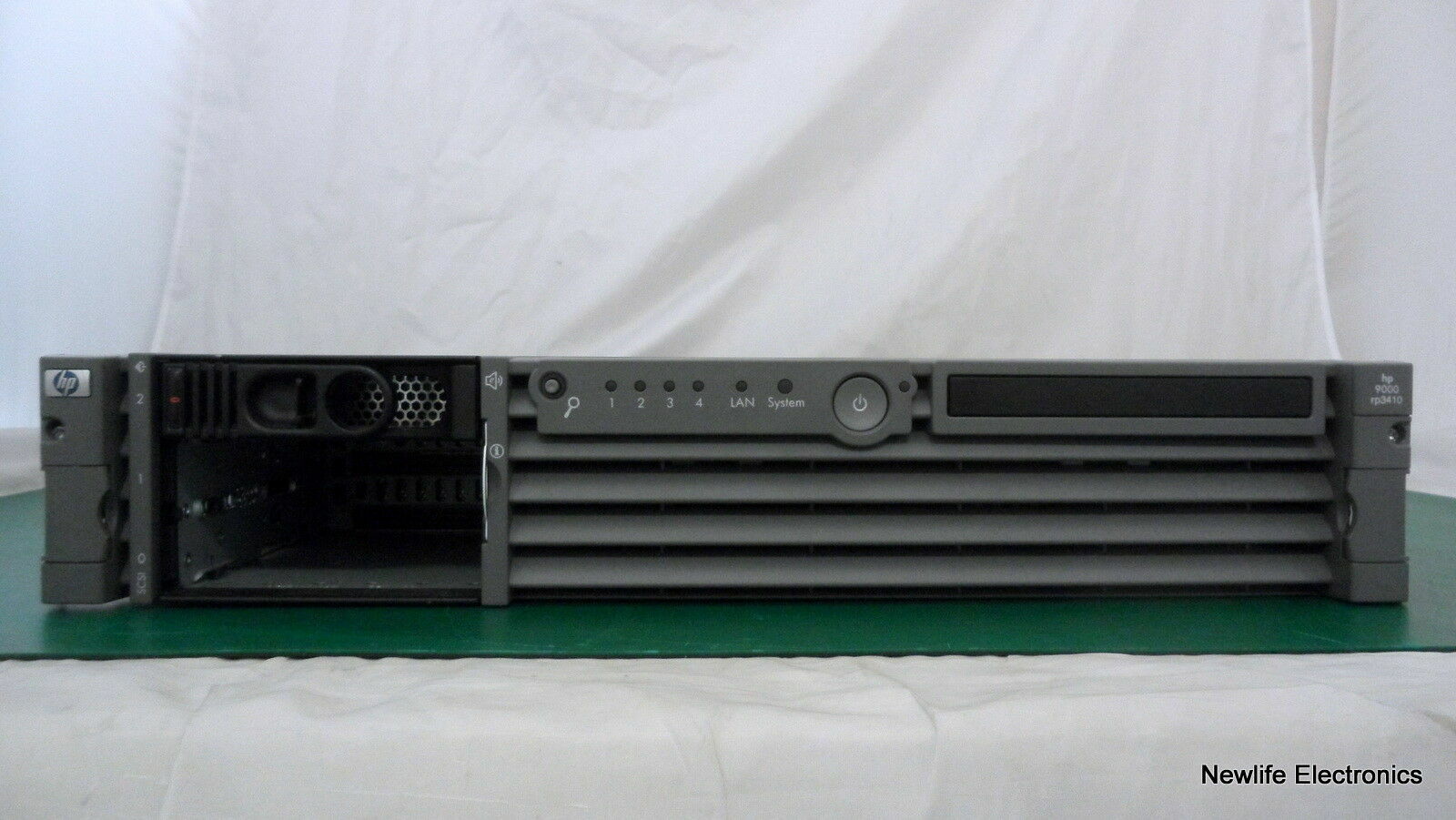 HP A7136A 9000 rp3410 Server (1 x 800MHz CPU/2GB RAM/No Drives) | eBay