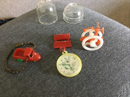 Vtg Gumball Charm Cracker Jack Lot Roly Fighter Clock Puzzle Tiny Truck ...