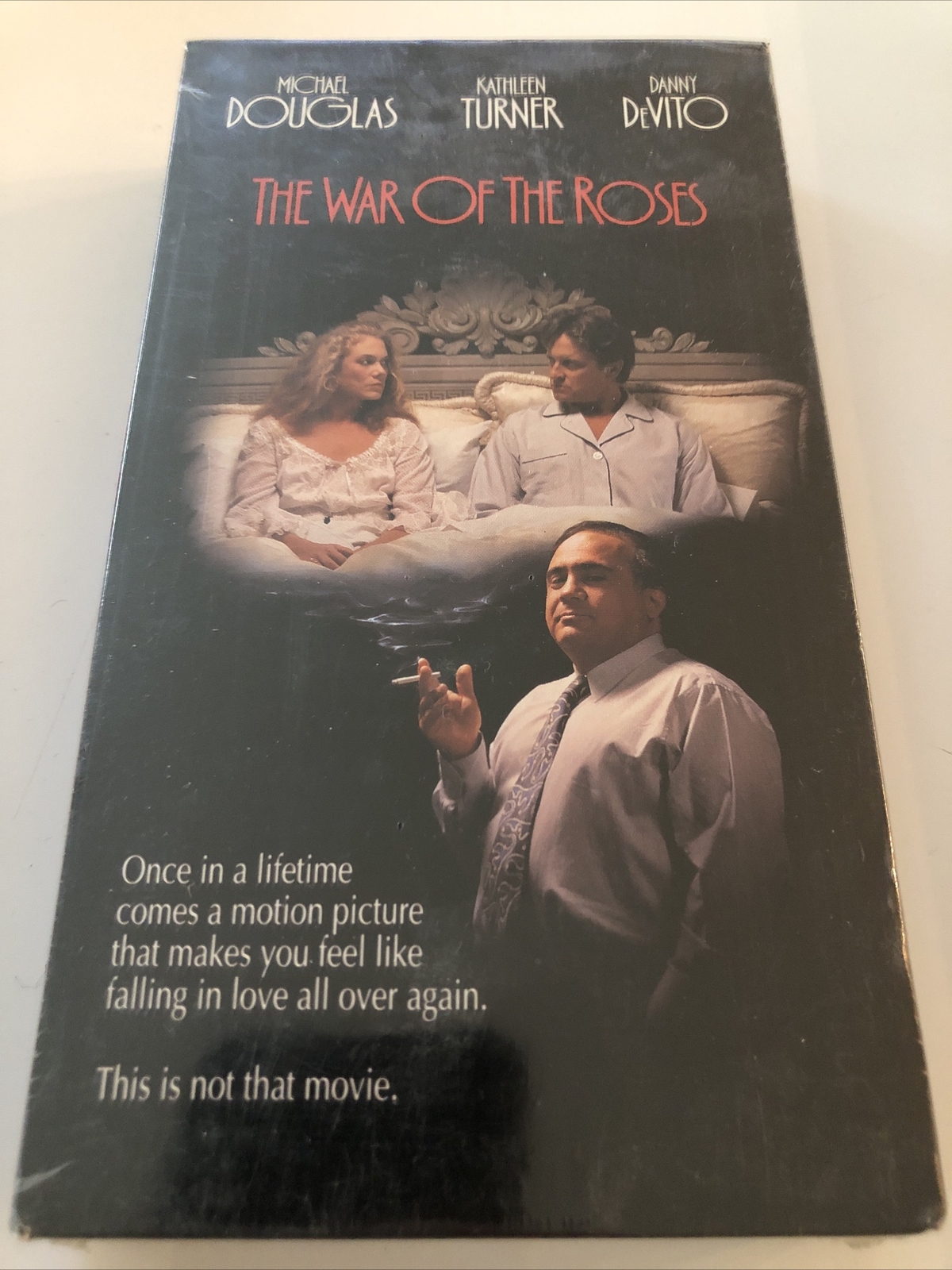 The War of the Roses VHS Tape Seal Watermarks Michael Douglas NEW ...
