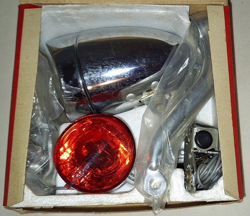 VINTAGE SCHWINN BICYCLE DELUXE GENERATOR LIGHT SET # 04 140 NIB NOS | eBay