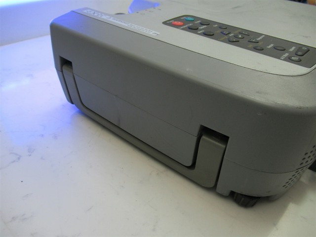 Epson PowerLite 600p Emp-600 SVGA Digital Projector 1700 Lumens LCD for ...