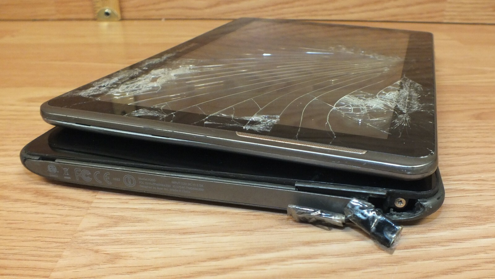 **FOR PARTS** Lot of 2 Acer Iconia Tab & Samsung (GT-P5113TS) Tablets ...