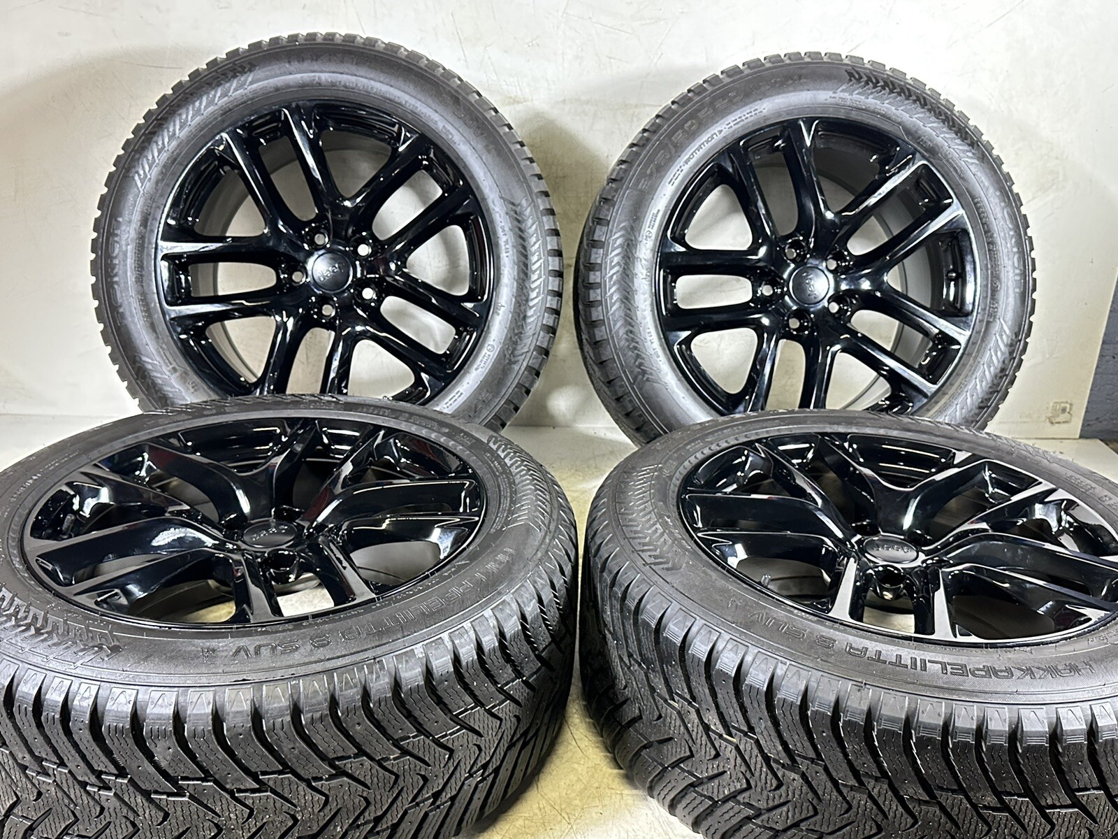 20x10 Dodge Durango SRT wheels and tires Factory OEM 2019-2021 set 2664 ...