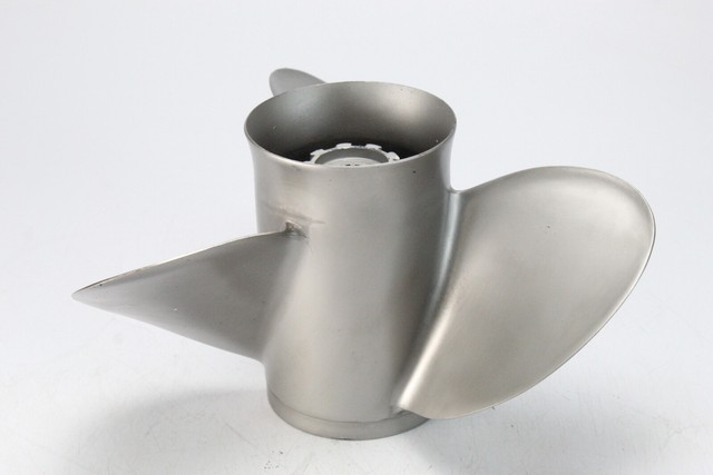 Mercury Quicksilver Laser II Propeller 26p RH 48-16996a40 Stainless 13 ...