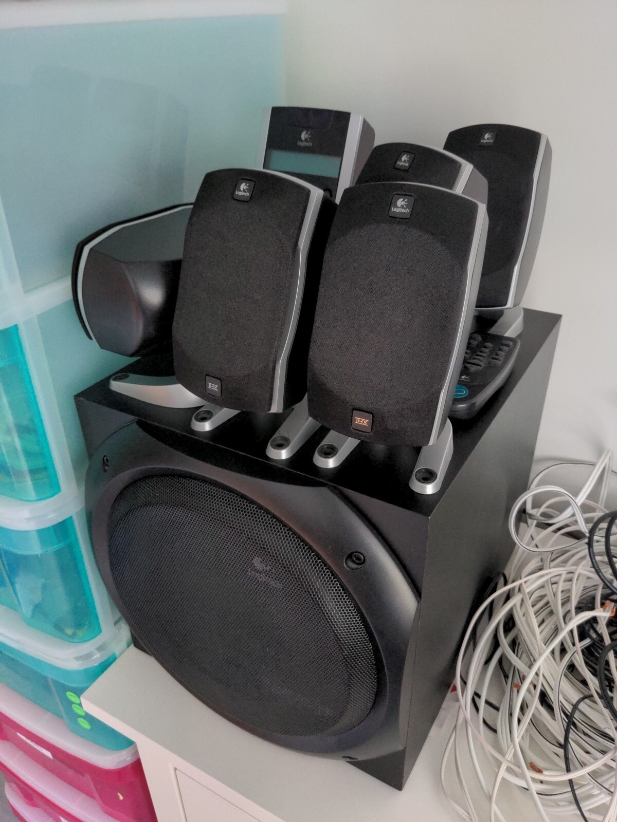 Logitech Z-5500 THX-Certified 5.1 Digital Surround Sound Speaker System ...