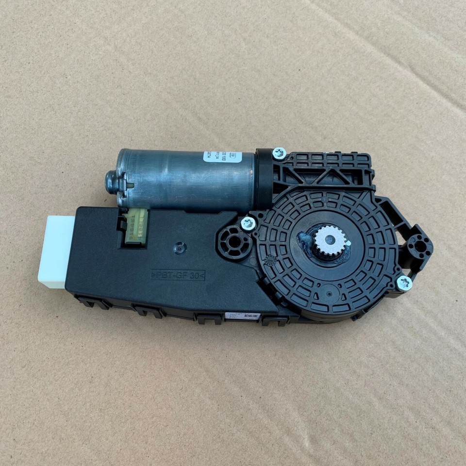 Mercedes Benz A200 W176 Sunroof Electric Motor A1769006902 | eBay
