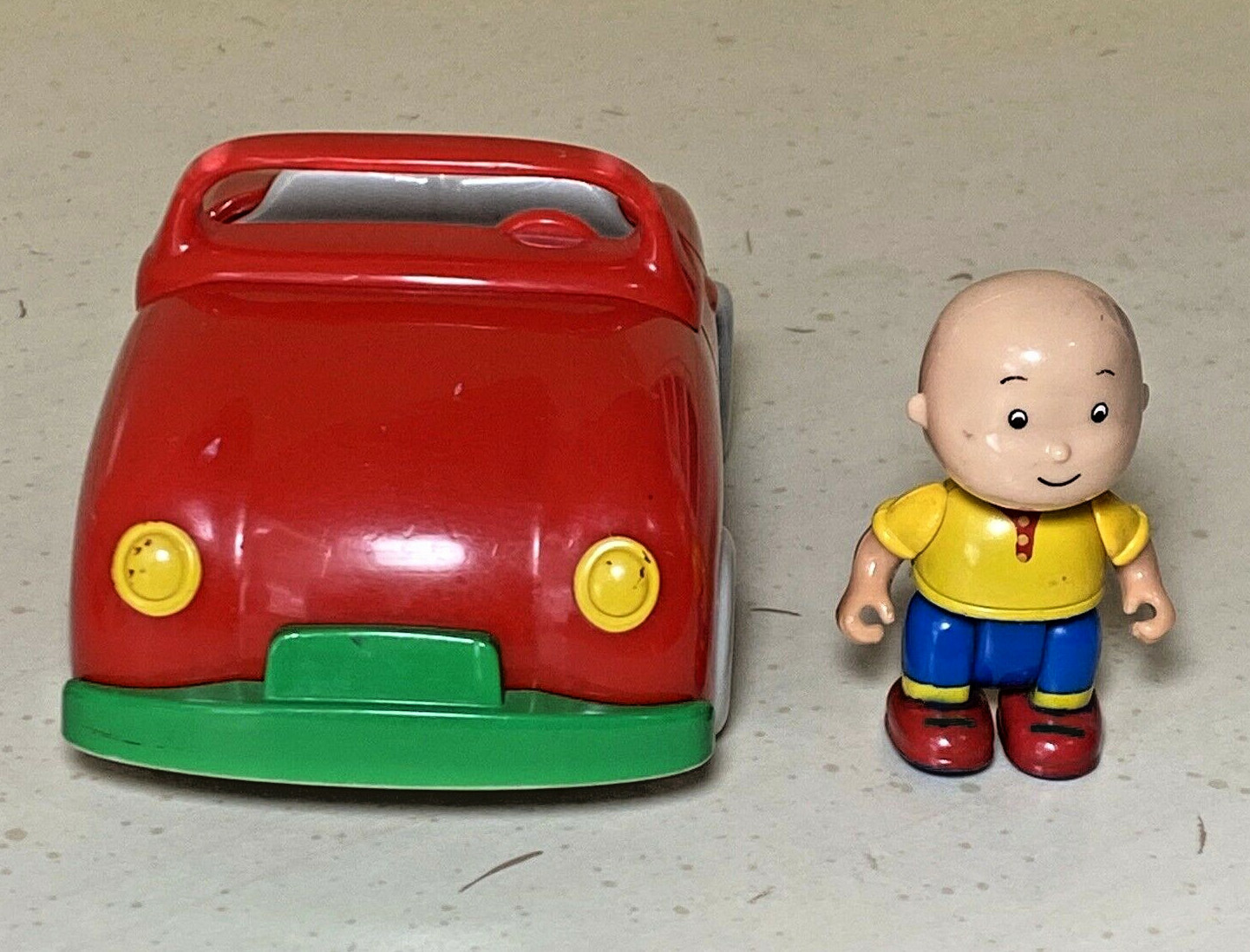 Caillou Car