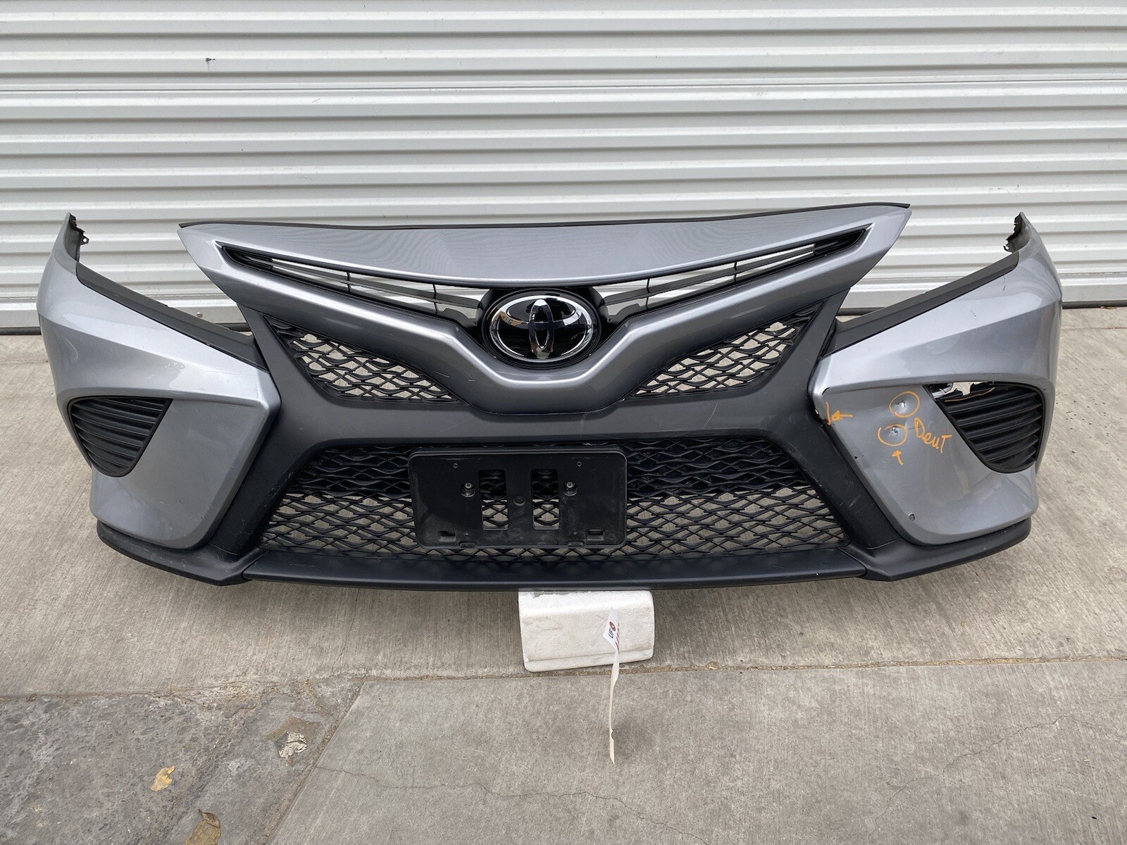 2019 2020 TOYOTA CAMRY FRONT BUMPER COVER OEM | eBay