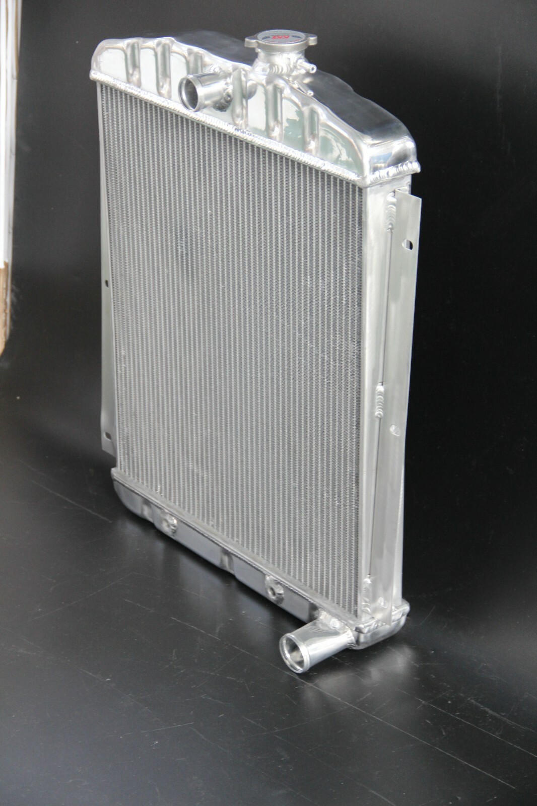 KKS 3 Row Aluminum Radiator Fit 1947-1954 Chevy 3100 3600 3700 3800 ...