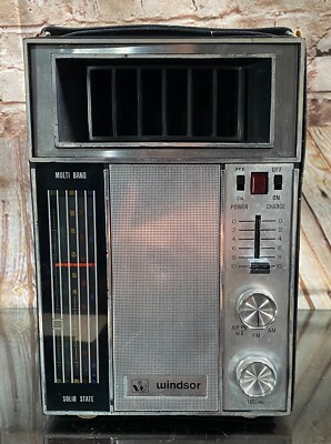 Vintage WINDSOR Transistor Radio 2129 Solid State AM/FM Aircraft Police ...