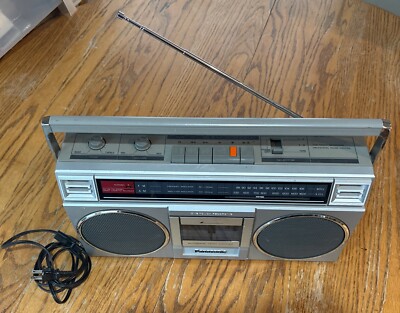 VINTAGE PANASONIC BOOM BOX MODEL RX-4920 WORKS BUT IS MISSING THE ...