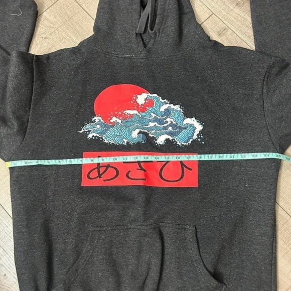 Japanese Wave Graphic Hoodie • Red Sun Kanji Print • Size M/L ...
