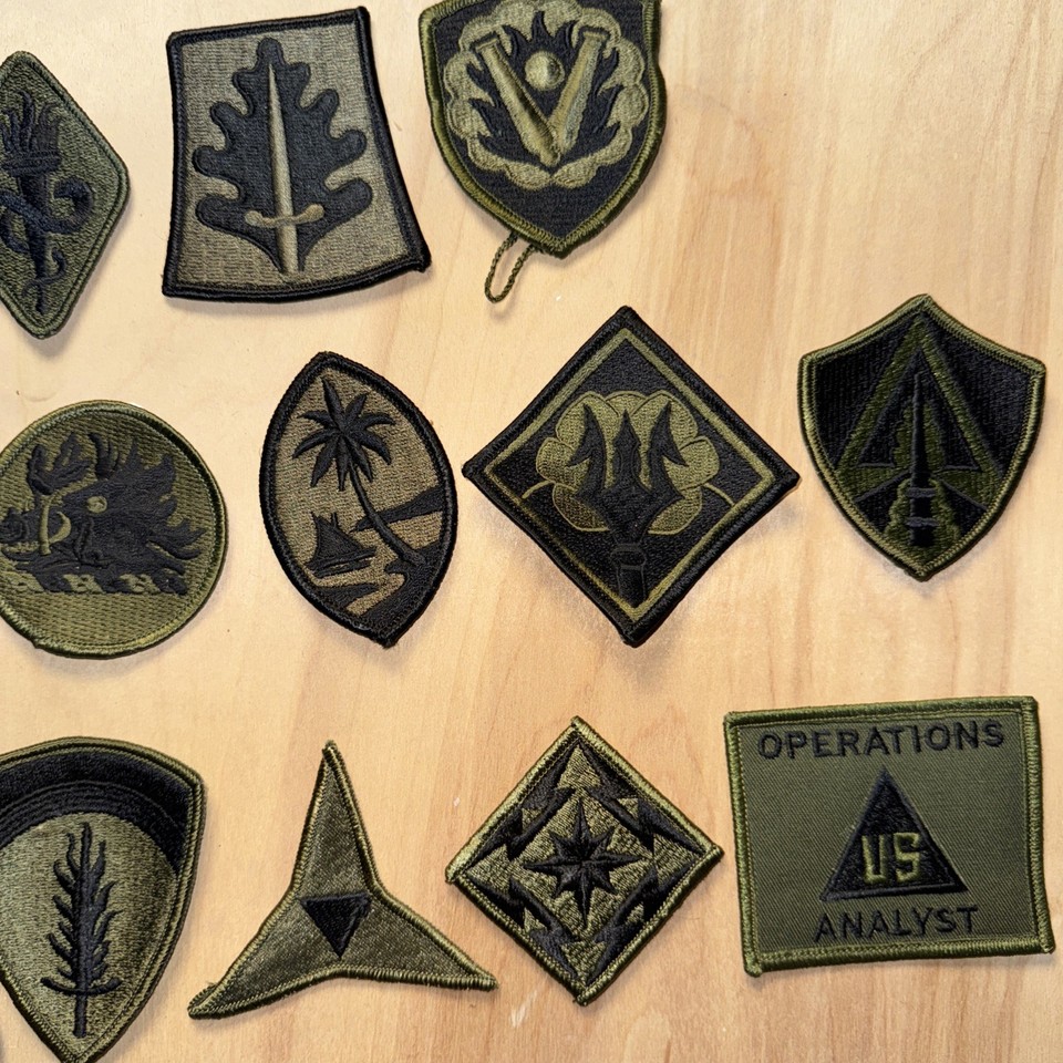 Lot of 42 Unissued Woodland Subdued (BDU) Shoulder Sleeve Insignia (SSI ...