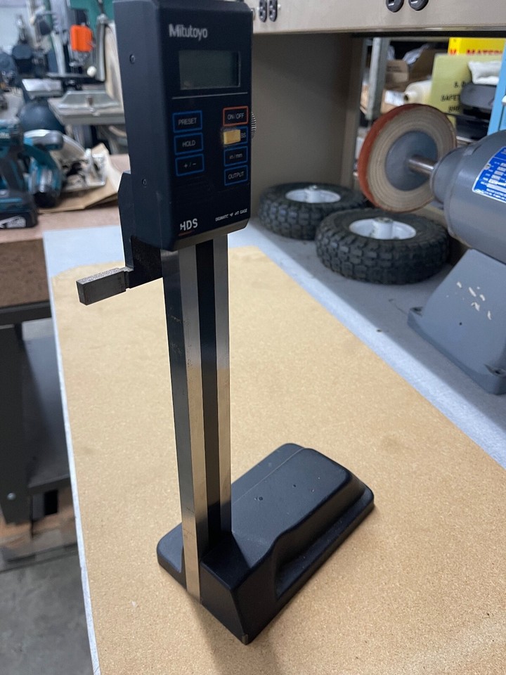 Mitutoyo HDS-18 - 0-18"/.0005" Digimatic Height Gage - model 570-214 | eBay